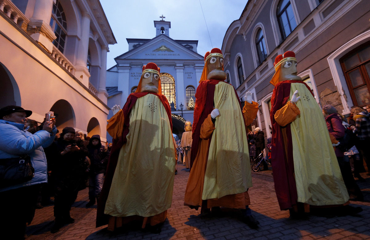 “Epiphany 2014: Dates, Customs, Scripture And History Of ‘Three Kings ...
