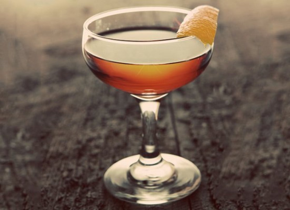 10 Really Bizarre Cocktail Names Liquor 10-really-bizarre-cocktail-names-liquor