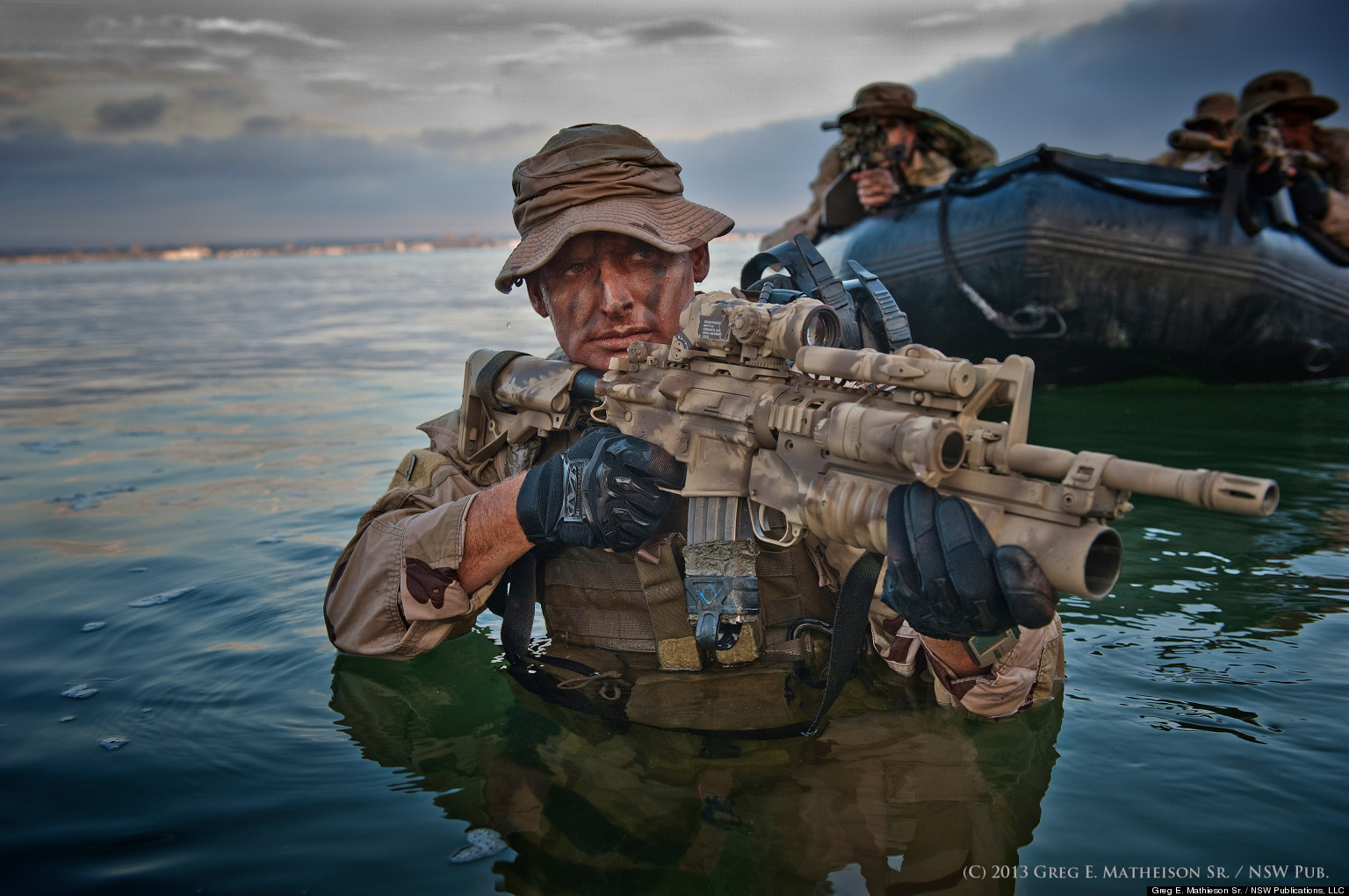 Navy SEALS Photos Showcase Rarely Seen Daily Life Of Sailors