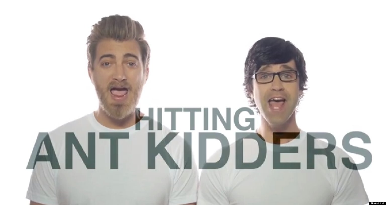 Taylor Swift YouTube Caption FAILS Sung By Rhett & Link (VIDEO) | HuffPost Taylor Swift YouTube Caption FAILS Sung By Rhett & Link (VIDEO) | HuffPost