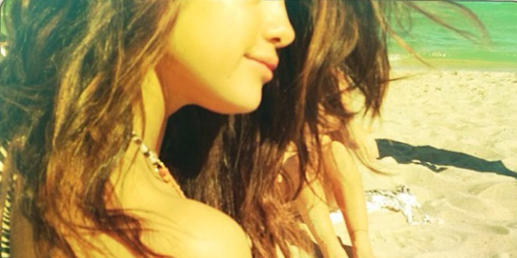 Selena Gomez Dons Bikini And Reveals Tattoo On Hip Huffpost