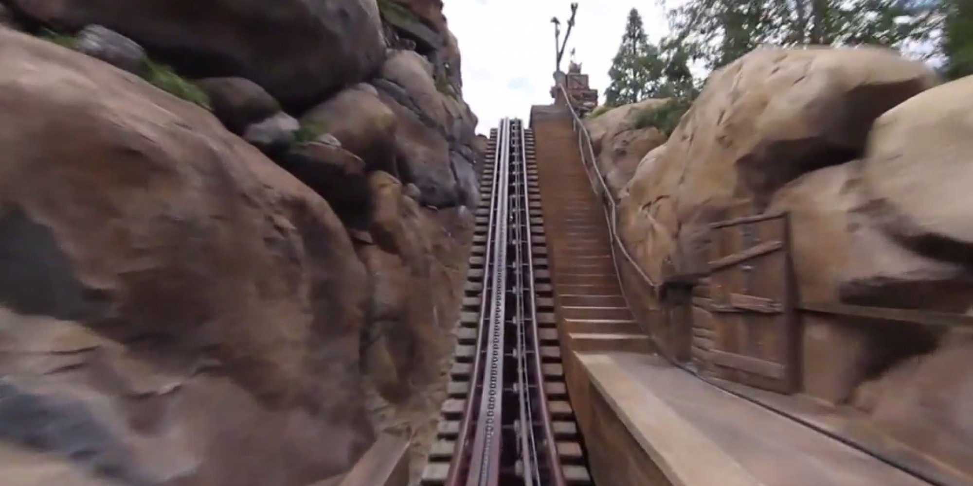 Disneys New Roller Coaster Revealed In Pov Video Of Seven Dwarfs Mine