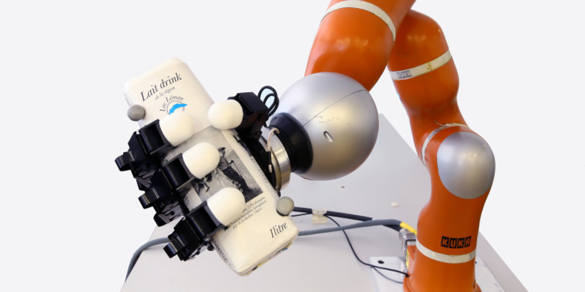 New Robotic Arm Catches Flying Objects With Lightning-Fast Reflexes ... New Robotic Arm Catches Flying Objects With Lightning-Fast Reflexes ...