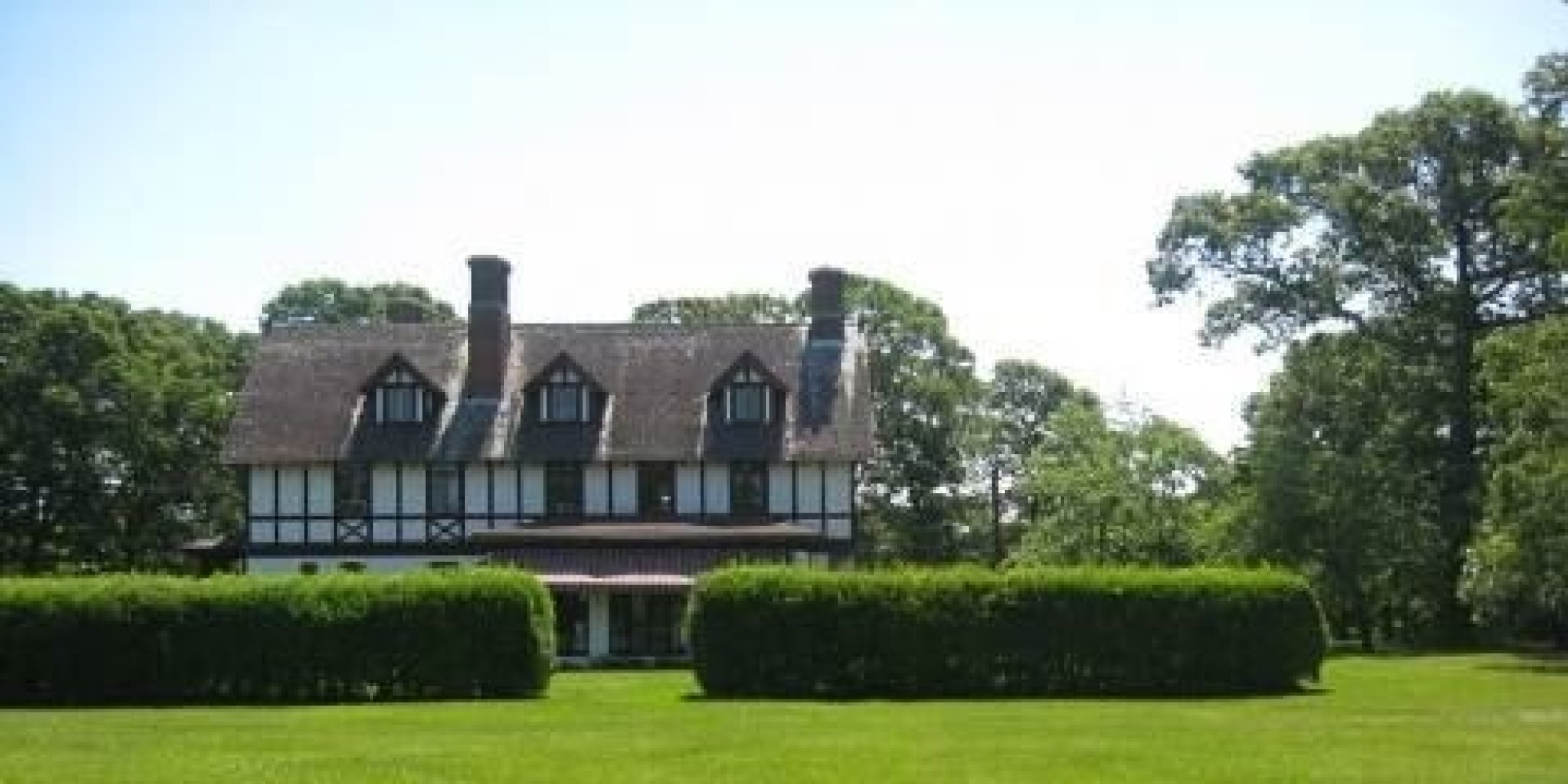 Louis Ck Just Bought This Great Old Shelter Island Ny Cottage But Theres A Rumor About It