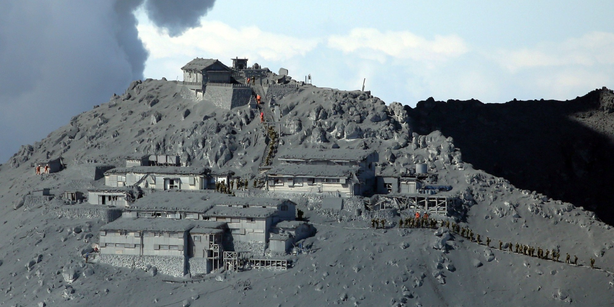 Japan's Mount Ontake Volcano Continues To Erupt Violently Hindering Rescue Efforts | HuffPost UK