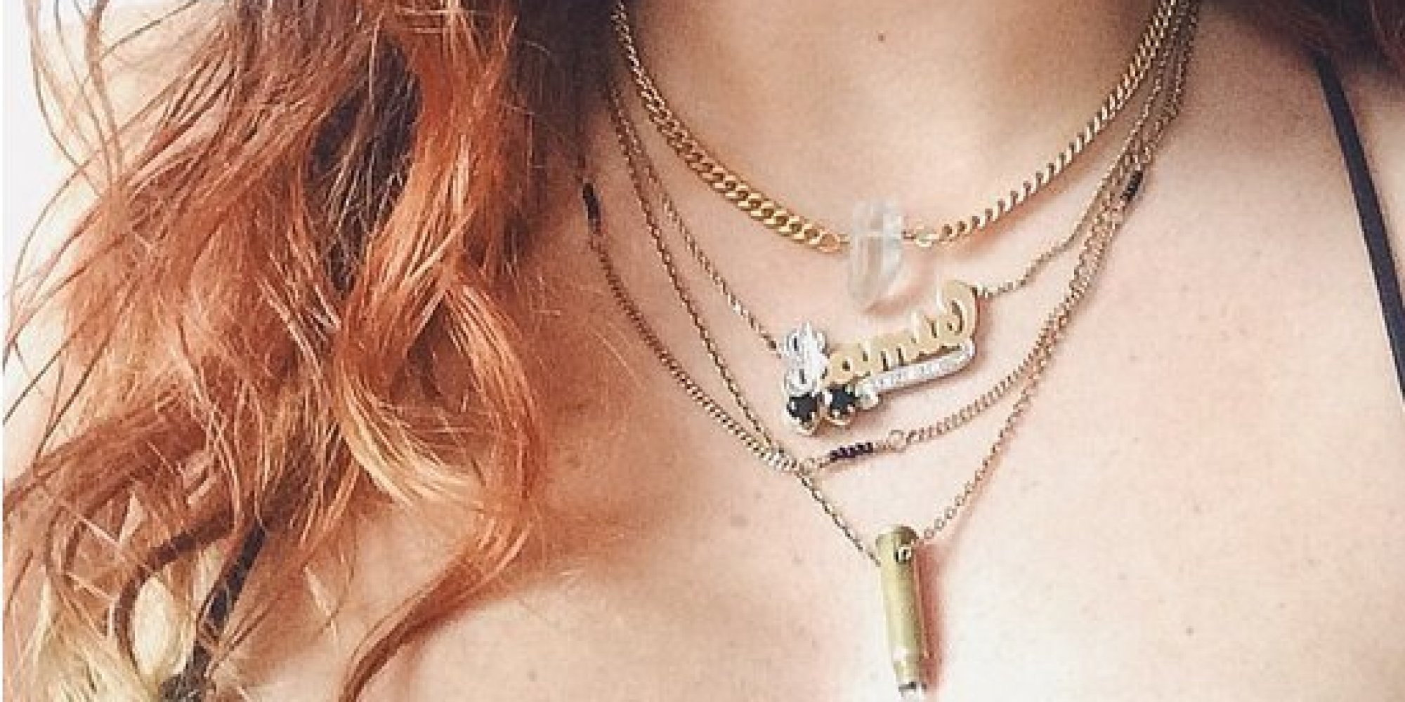 These Nameplate Necklaces Are The Perfect Gift For Mom And Yourself