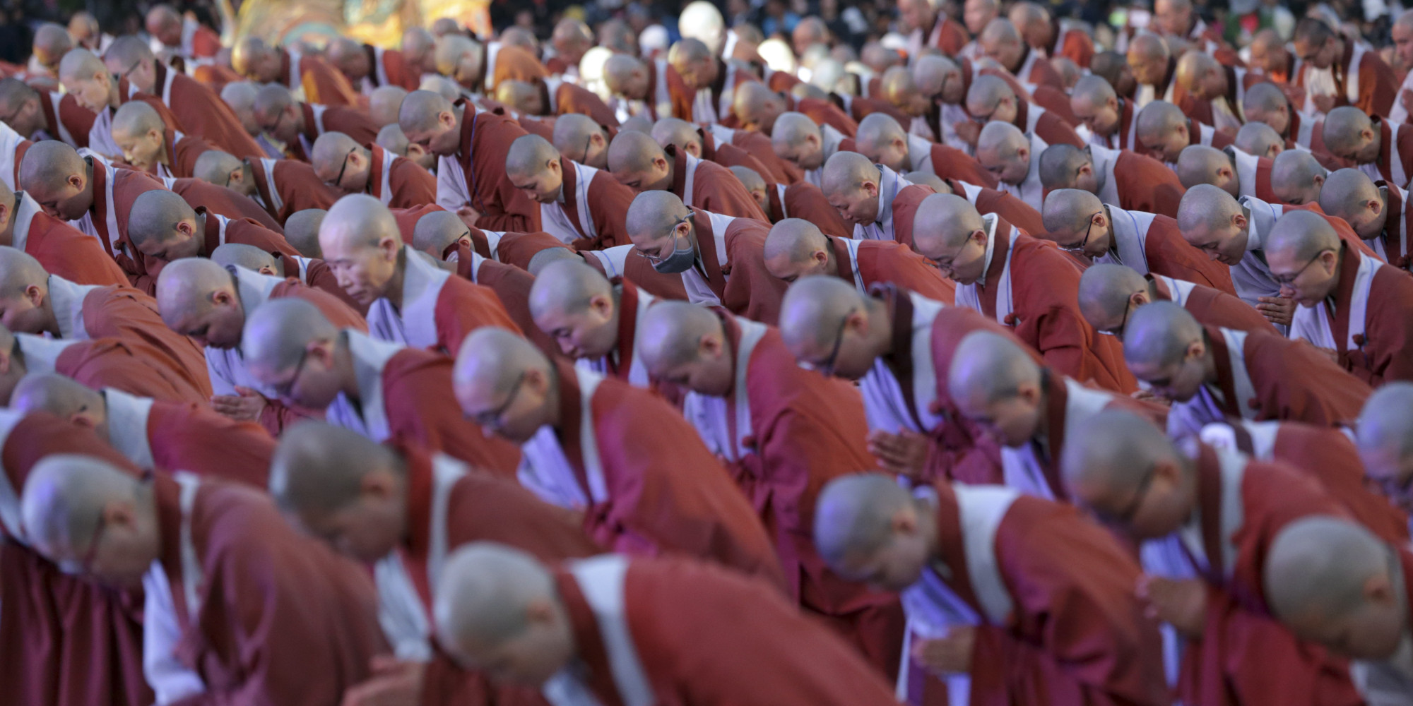 300,000 South Korean Buddhists Pray For Peace And Reunification With ... 300,000 South Korean Buddhists Pray For Peace And Reunification With ...
