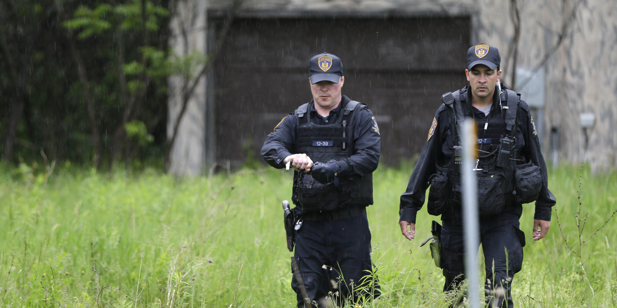 The Escape Route 2 Killers Used In New York Prison Break Photos Huffpost 3345