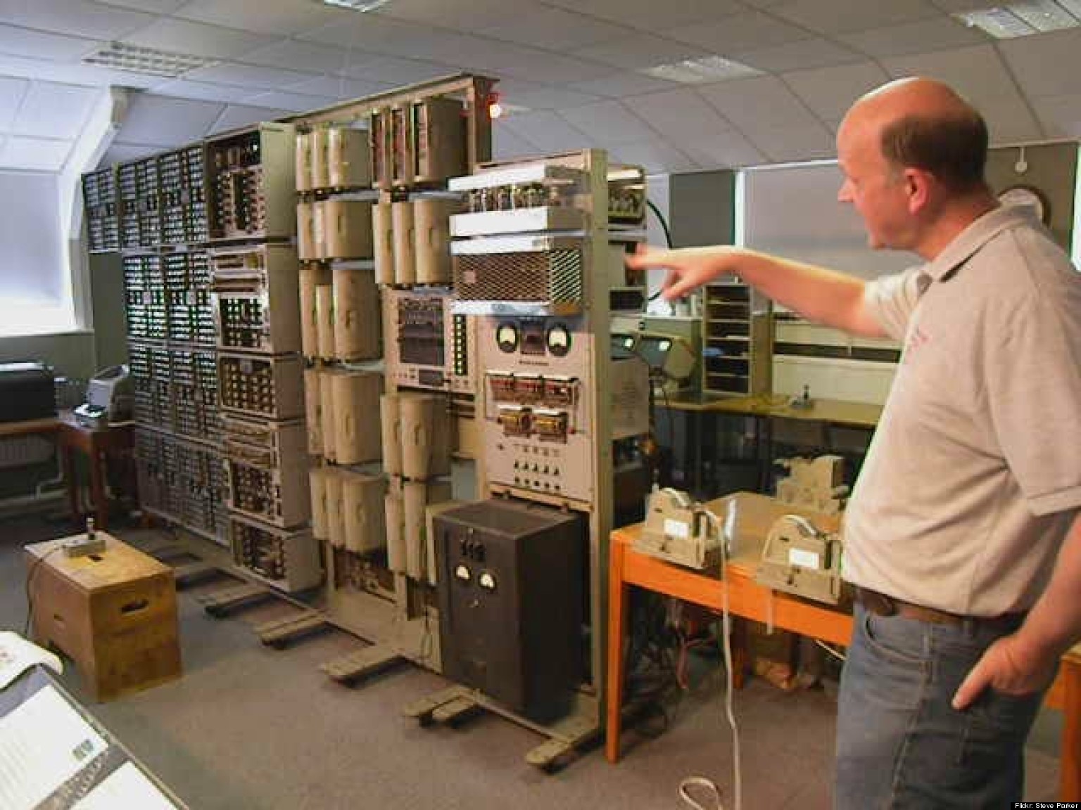 Harwell Dekatron One Of Oldest Digital Computers Gets Reboot Huffpost