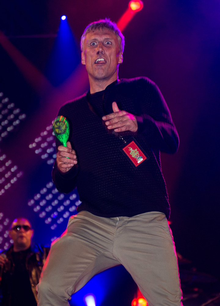 10 Pictures Of Bez Dancing All The Way To Parliament | HuffPost UK