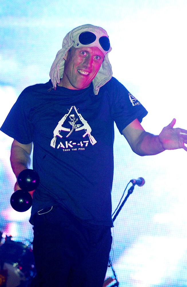 10 Pictures Of Bez Dancing All The Way To Parliament | HuffPost UK