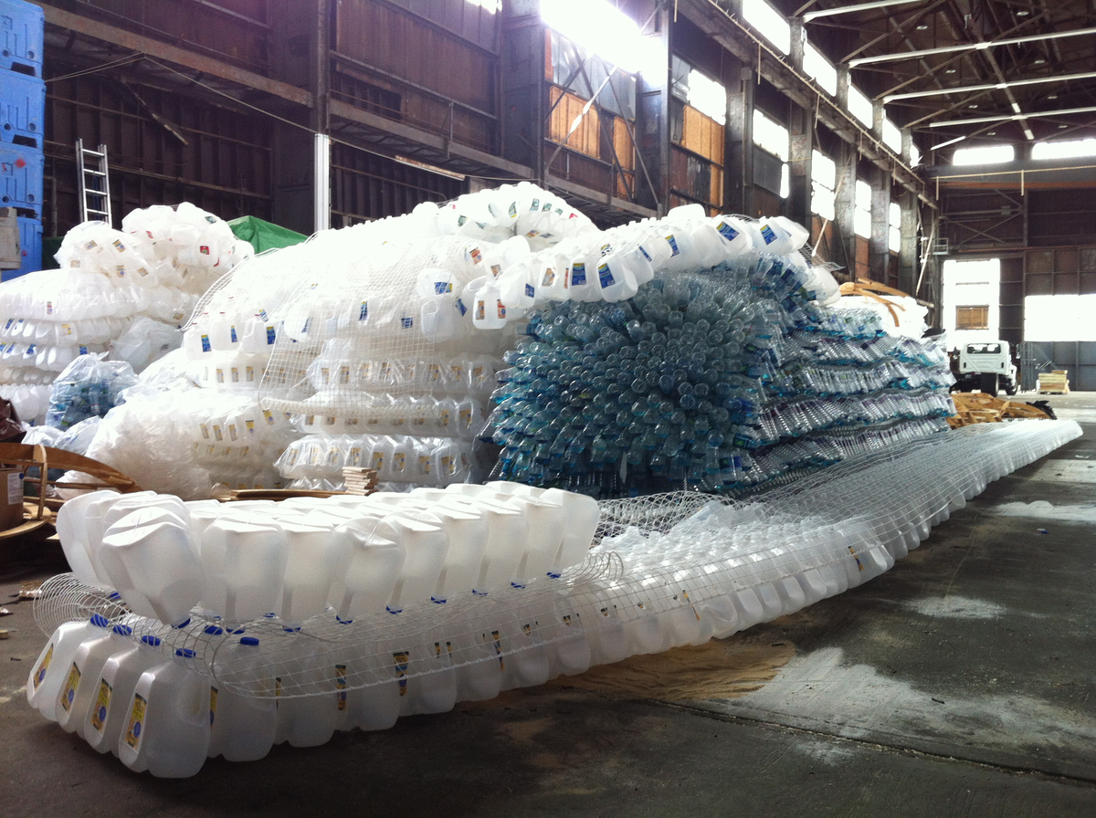 Architects Turn 50,000 Plastic Bottles Into A Dreamy, Cloud-Shaped ...