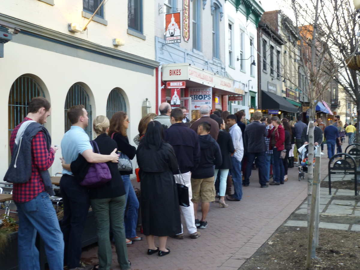 19 Cult Food Destinations Worth Enduring An Insanely Long Wait In Line ...