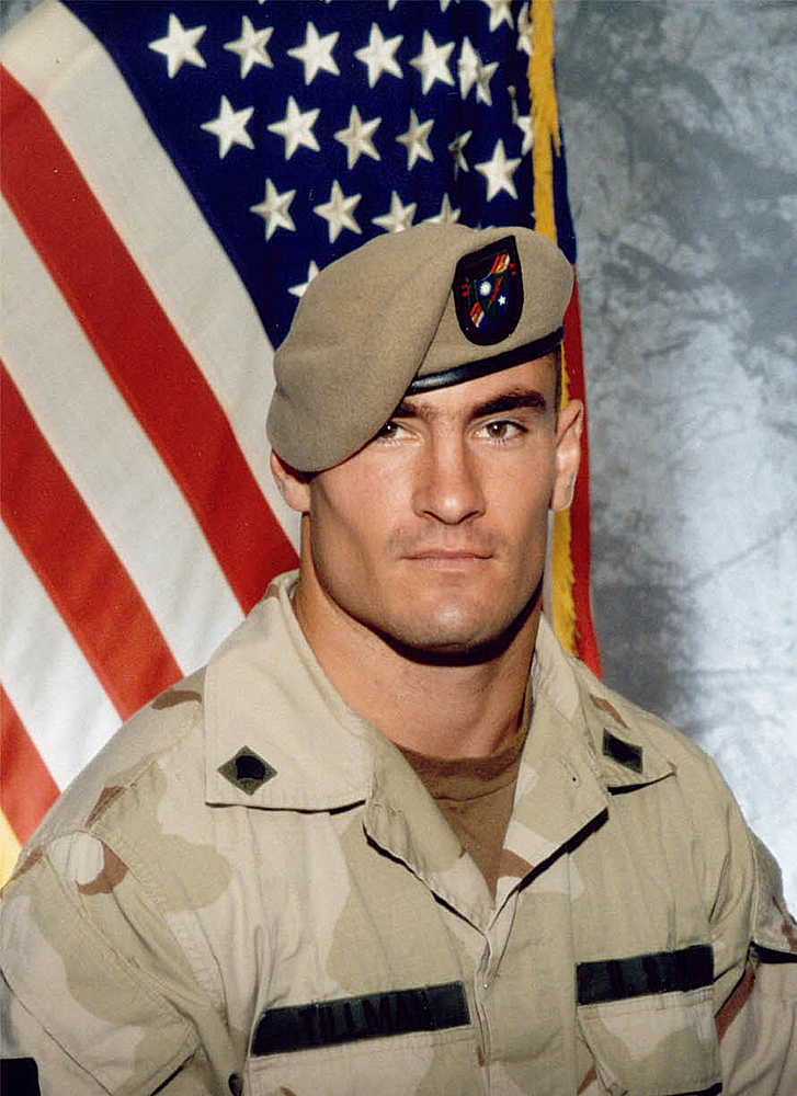 11 Athletes Who Became Real American Heroes For Their Military Service ...