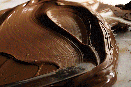 18 Everyday Struggles Only A Chocoholic Would Understand | HuffPost