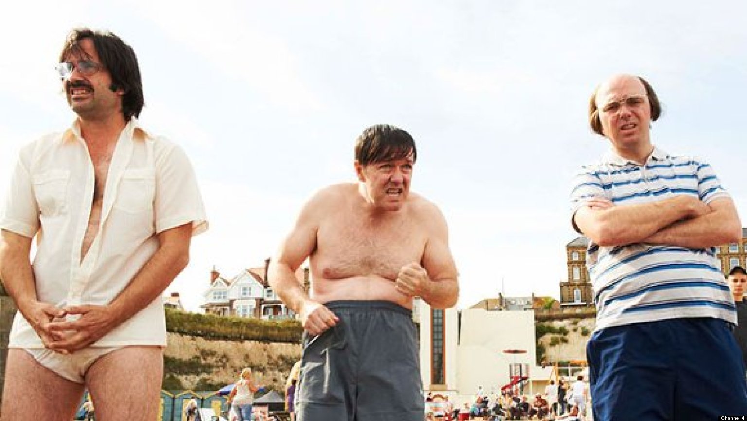 TV Review: Derek Episode 4 - A Beach Outing Warms the Cockles of our ...