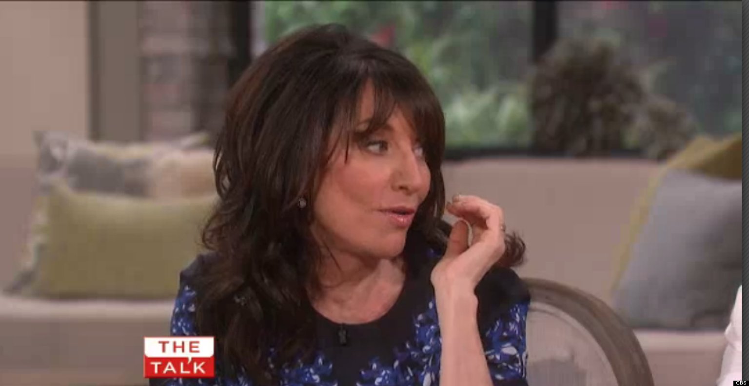 Katey Sagal Explains Peg Bundy's Hair And Opens Up About 'Glee' (VIDEO ...