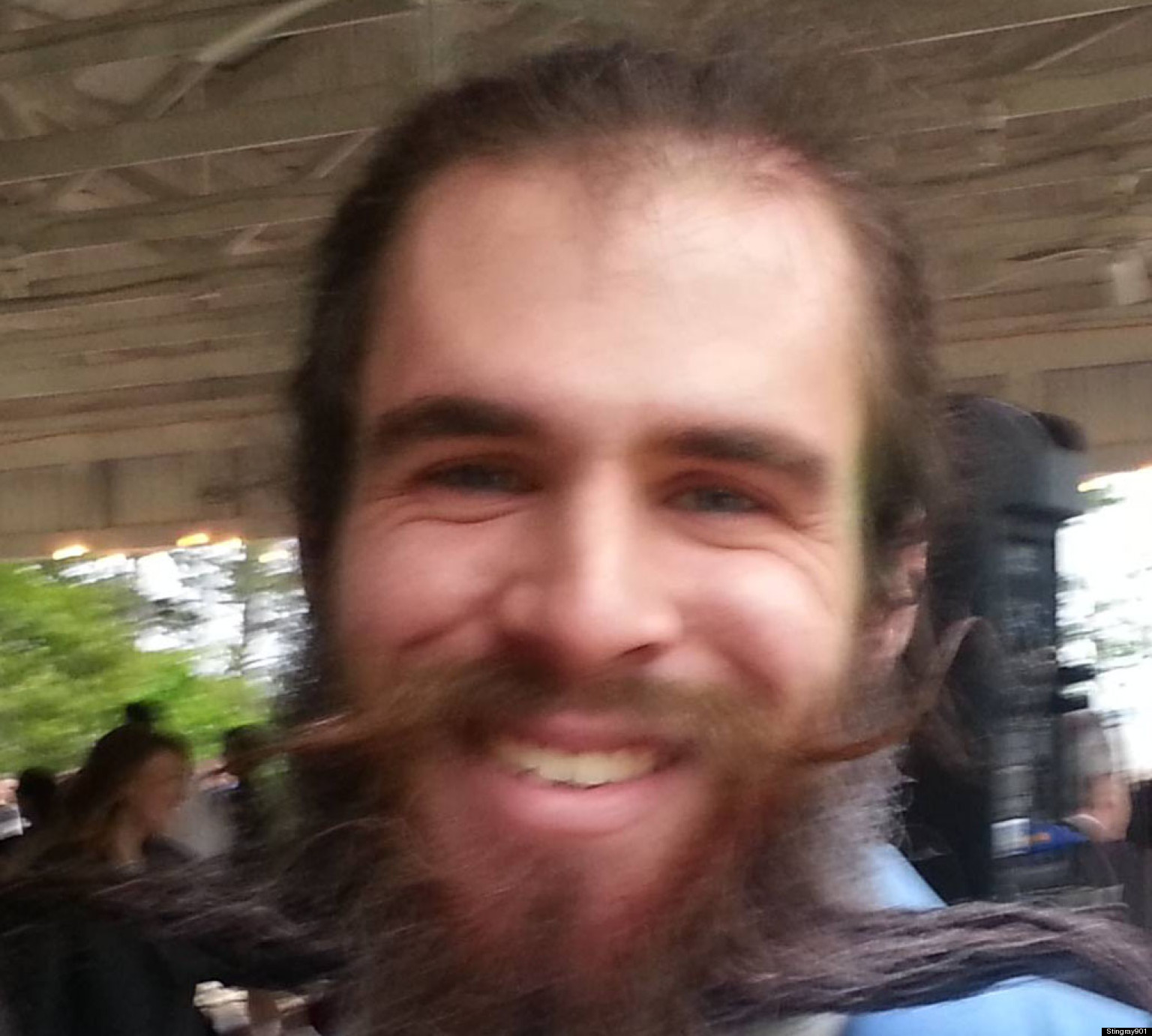 Weird Beards: Wedding DJ Shows Off Very Strange Facial Hair (PHOTO ...