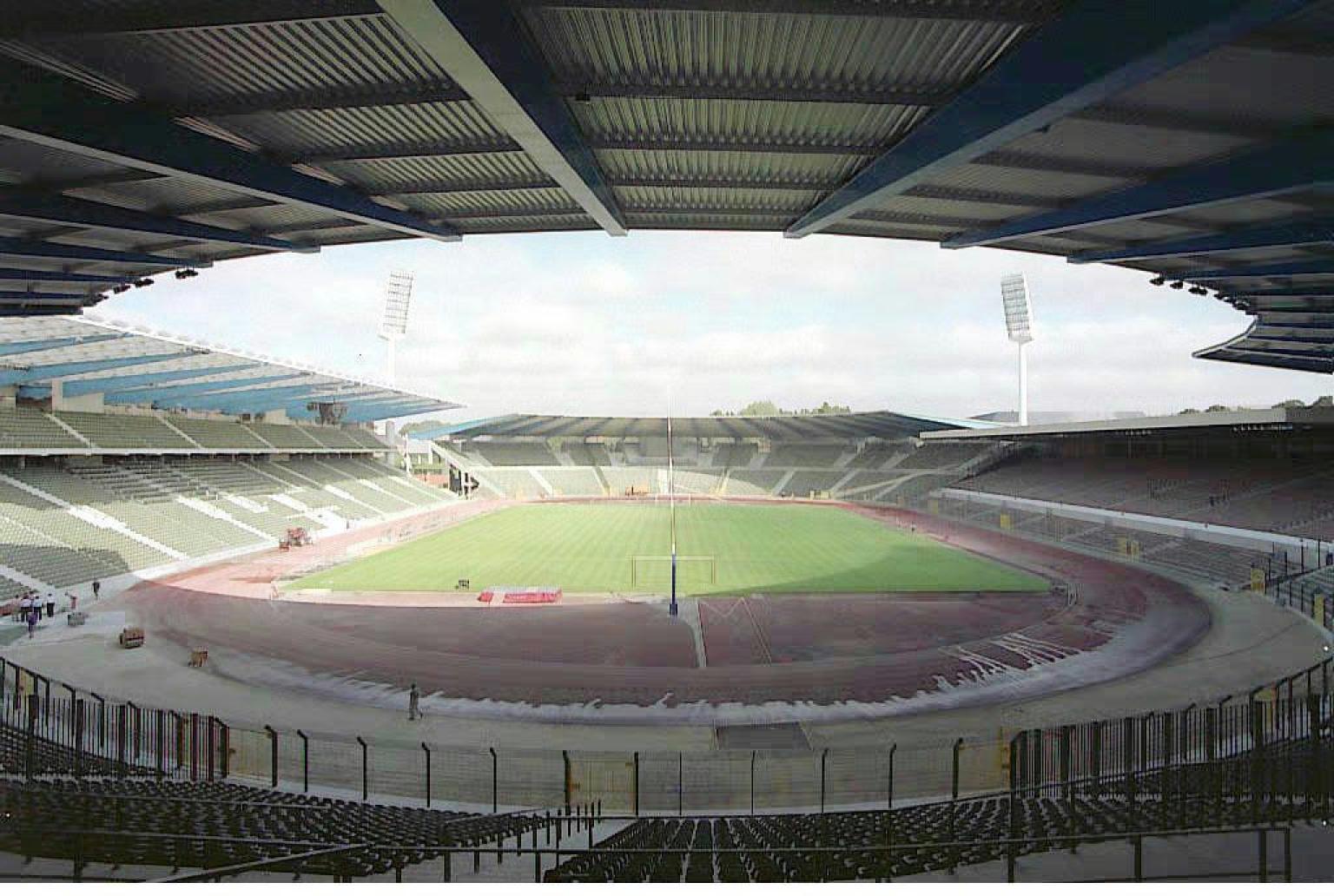 Heysel: lo stadio della tragedia Juventus-Liverpool sarà demolito a ...