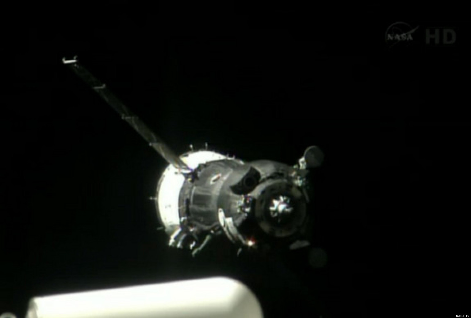 Soyuz, ISS Dock In Record Time (VIDEO) | HuffPost