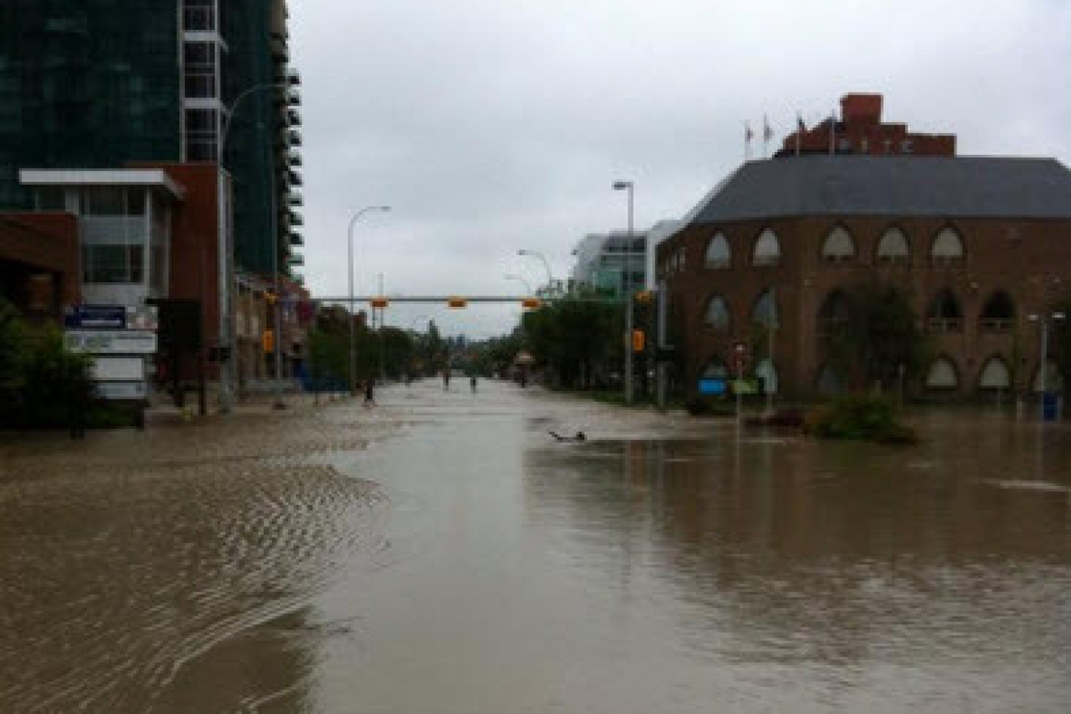 Calgary Flooding: Road And Bridge Closures