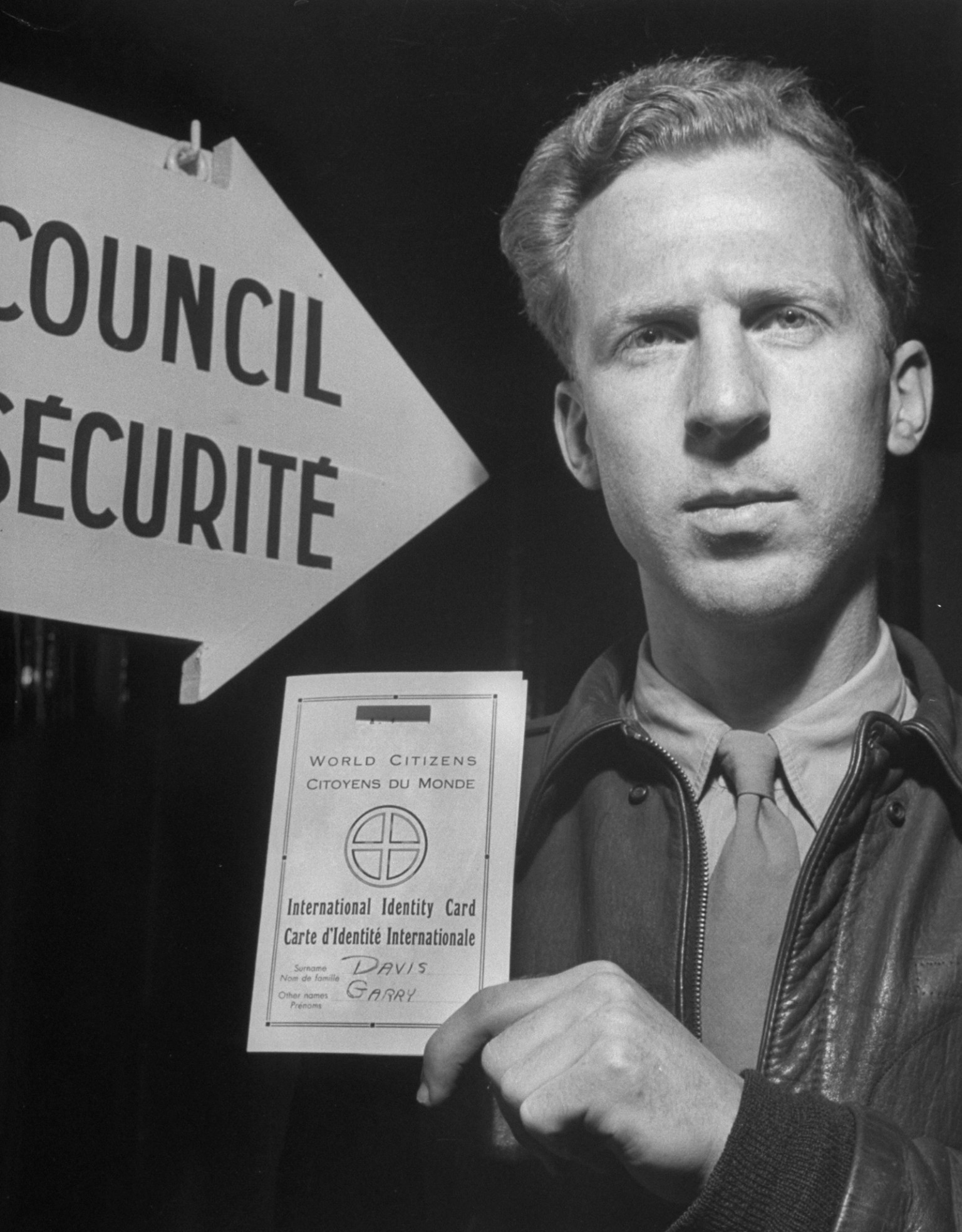 Garry Davis - Alchetron, The Free Social Encyclopedia