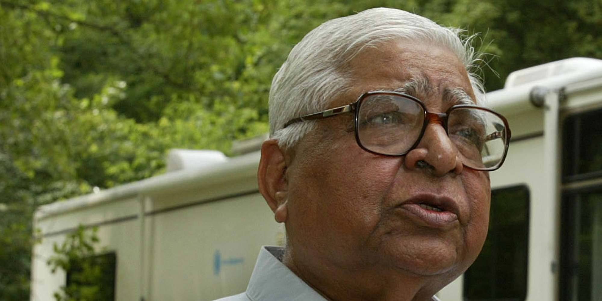S.N. Goenka: The Man who Taught the World to Meditate | HuffPost