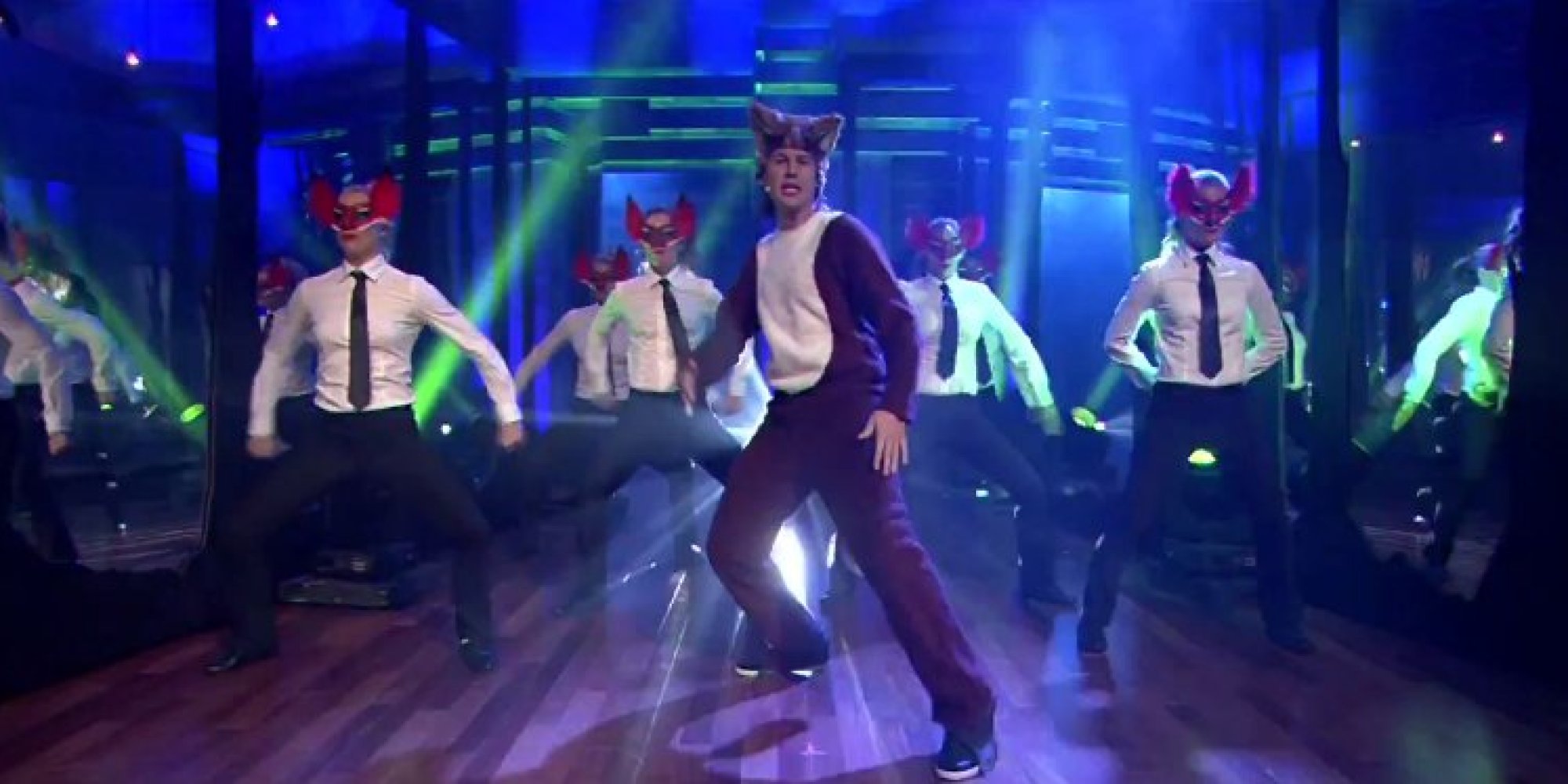 Jimmy Fallon & The Roots Ask 'What Does The Fox Say?' With Ylvis | HuffPost