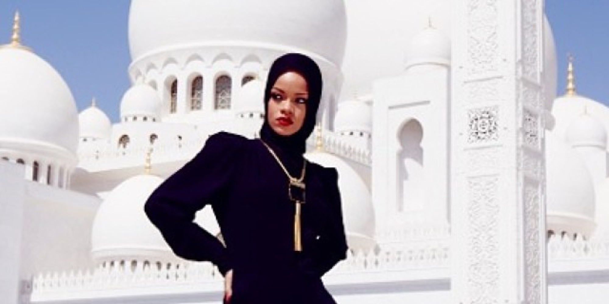 Rihanna Gets Kicked Out Of Mosque In Abu Dhabi Even After She Covers Up ...