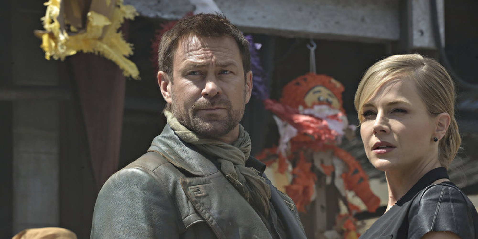 'Defiance' Season 2: Loving The Aliens (And The Humans) Building A New ...