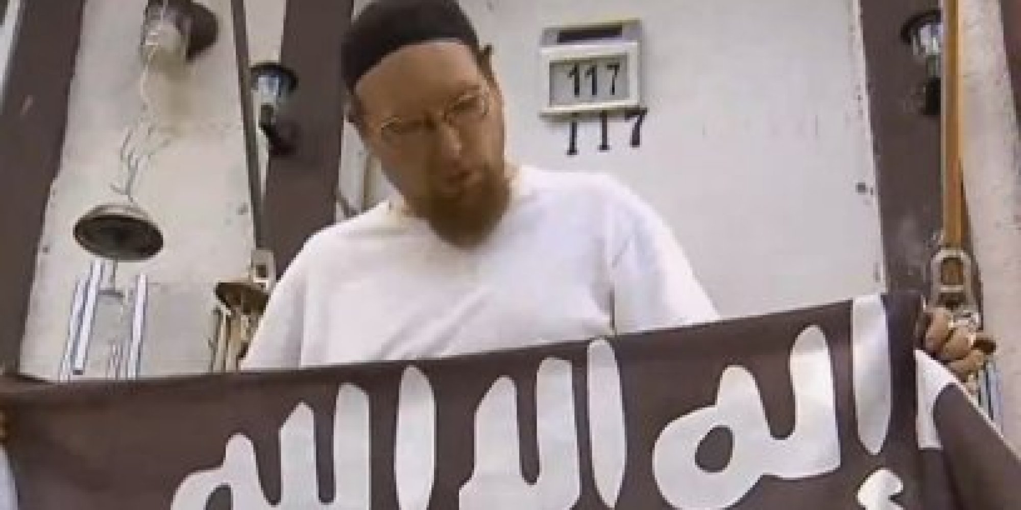 New Jersey Home's Flag Looks Like ISIS'; Controversy Unfolds | HuffPost