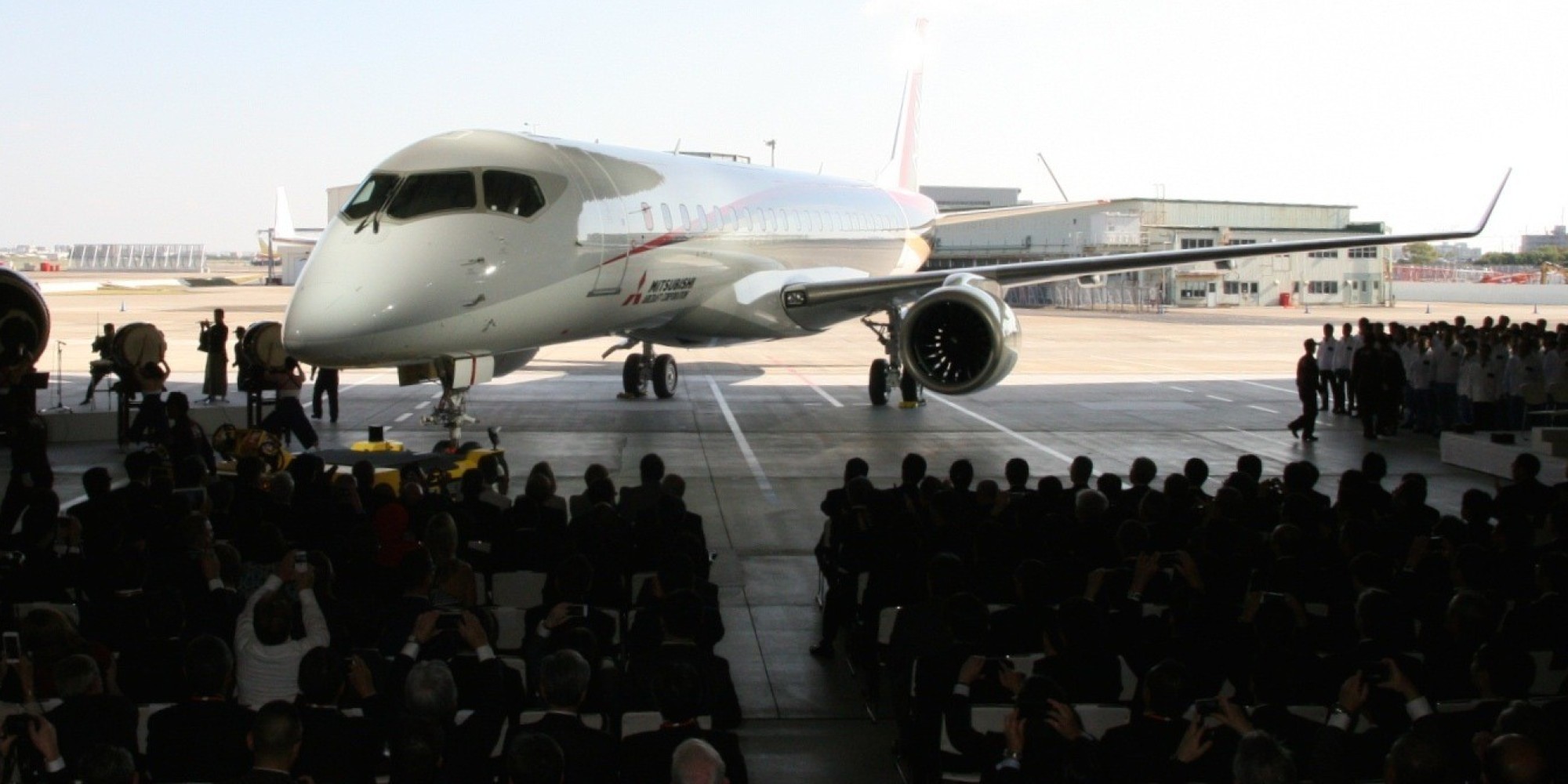 MRJを初公開 「国産旅客機の復活は日本の夢」【画像集】