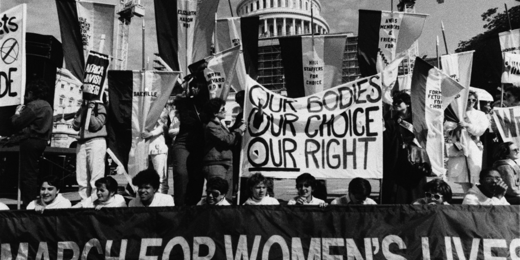 21 Inspirational Images Of Women Standing Up For The Right To Choose ...