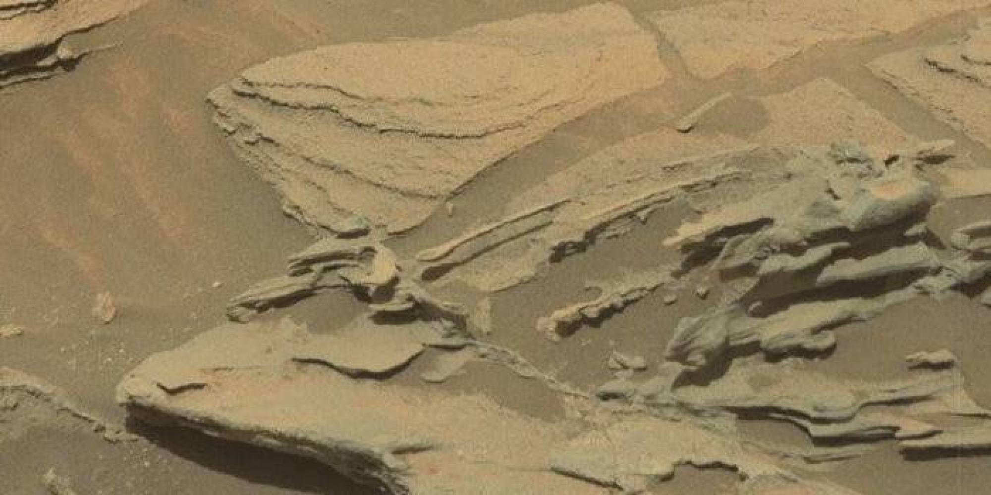 NASA's Curiosity Rover Finds Spoon-Shaped Rock On Mars | HuffPost UK