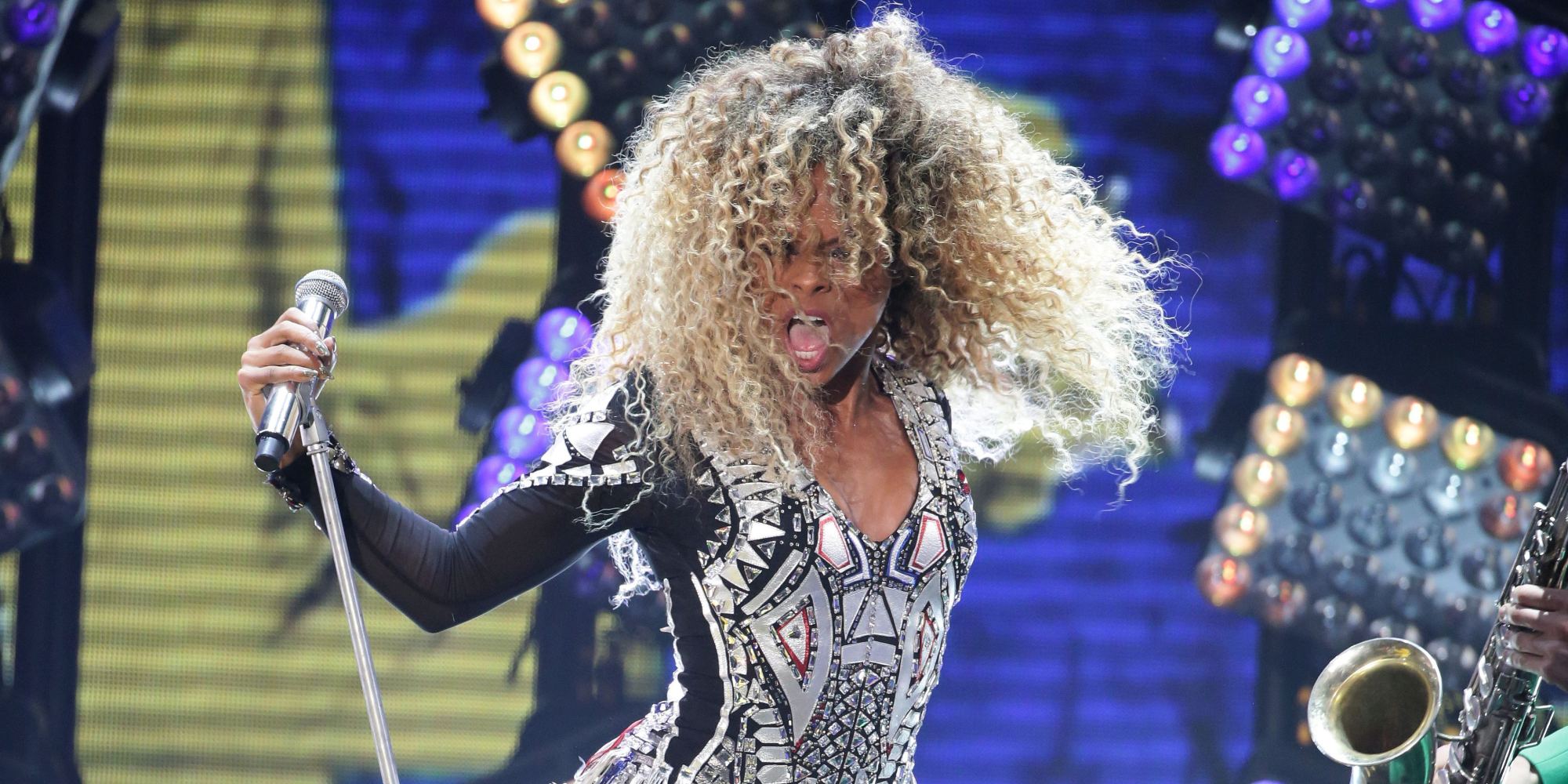 Fleur East 'Sax': 'X Factor' Singer SLAYS As She Returns To Perform Her ...
