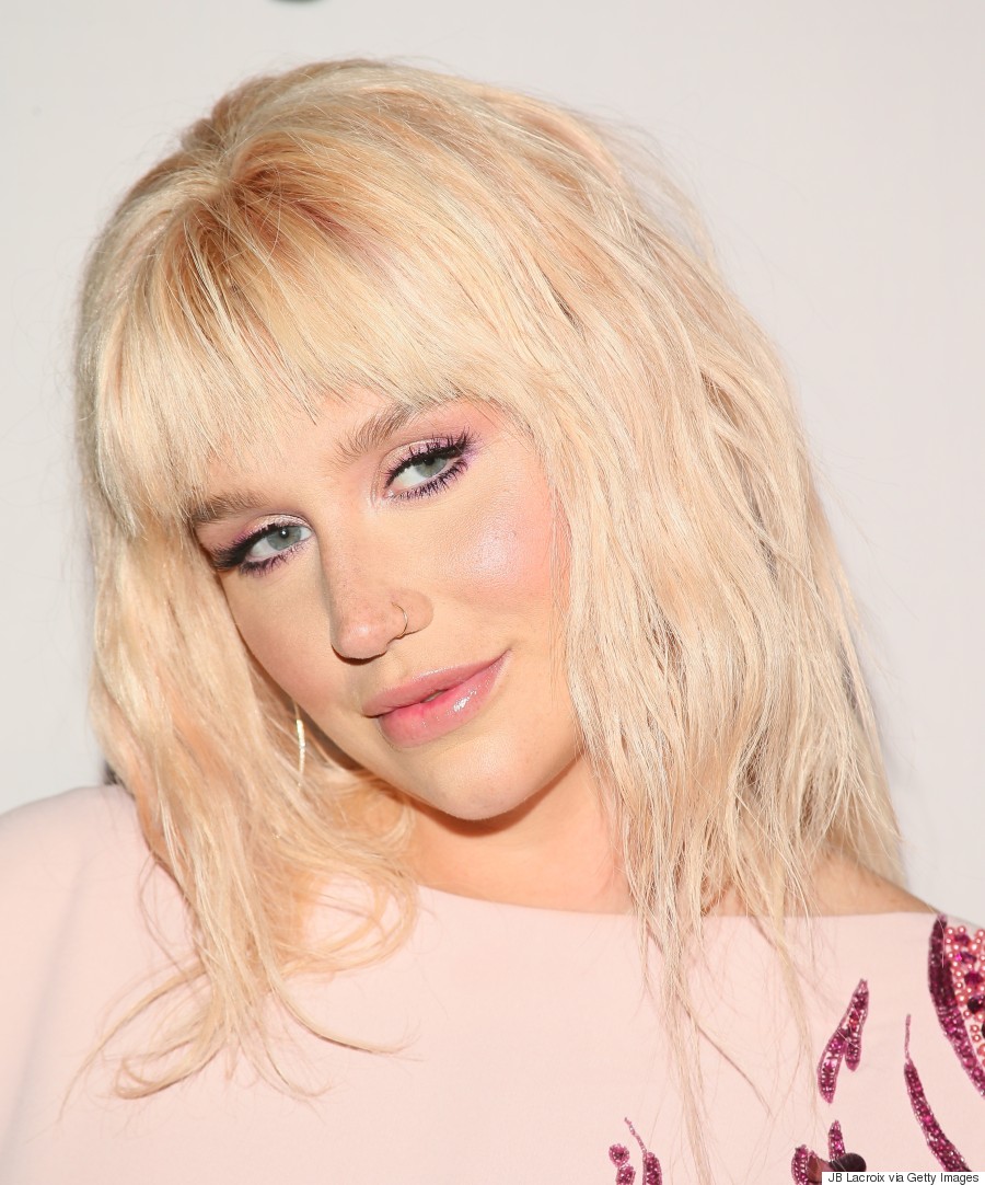 Kesha Takes To Instagram To Flip Off Her Haters And Body Shamers