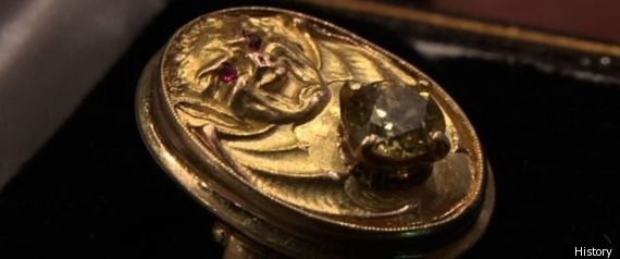 'Pawn Stars': Lucky Luciano's Ring? (VIDEO)