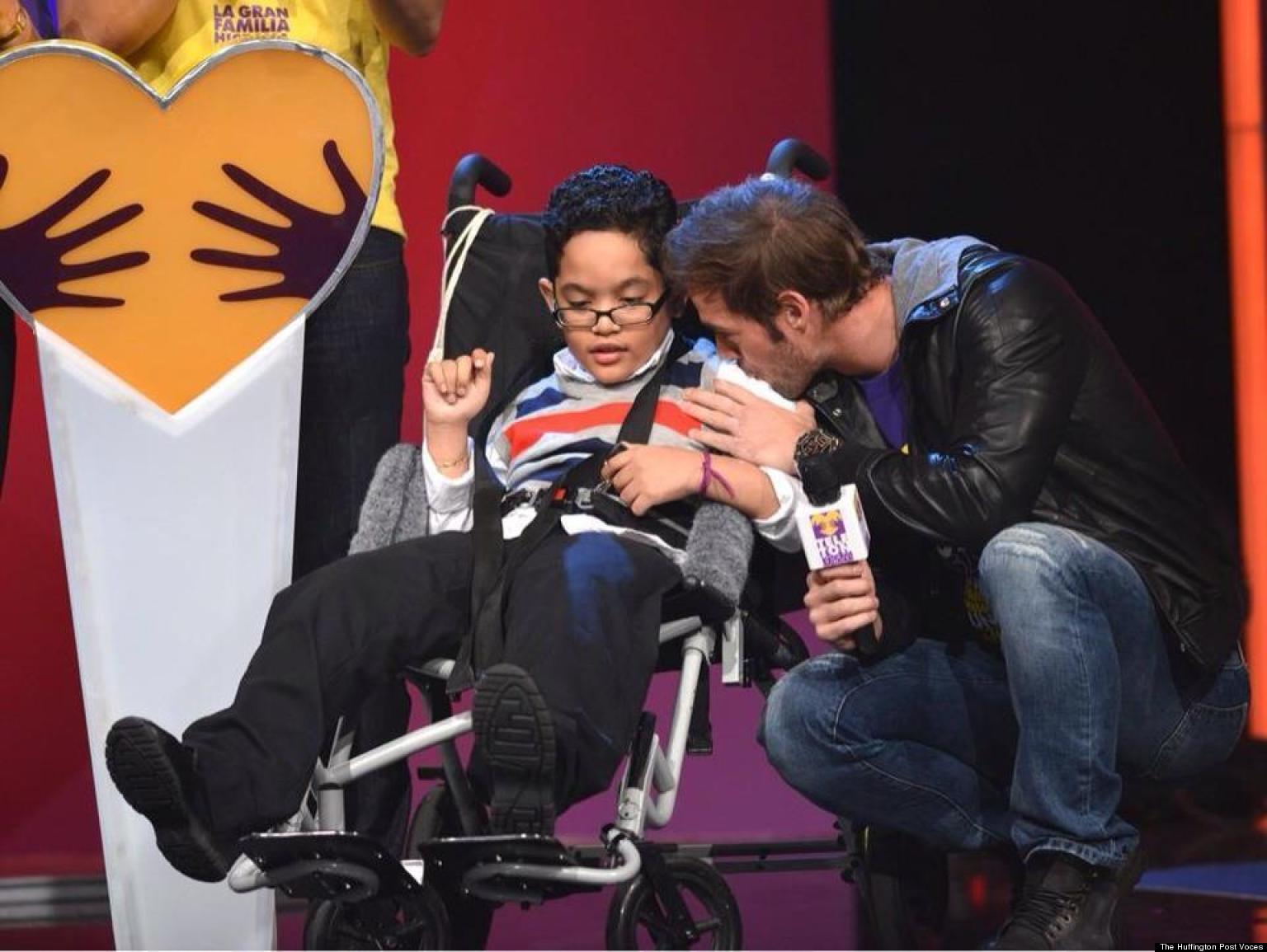 Teleton USA at emaze Presentation