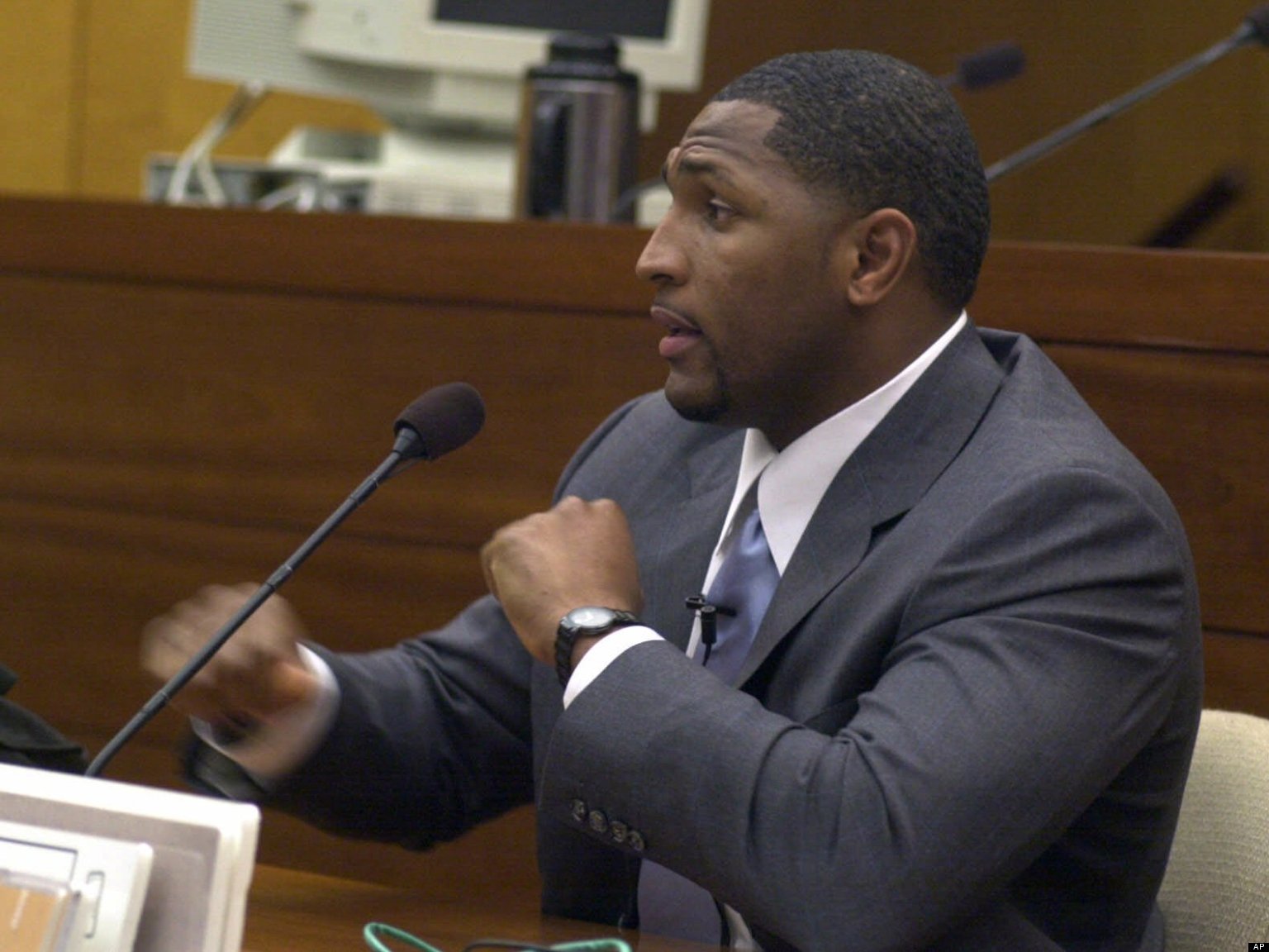 Remembering The Ray Lewis Murder Charges | HuffPost